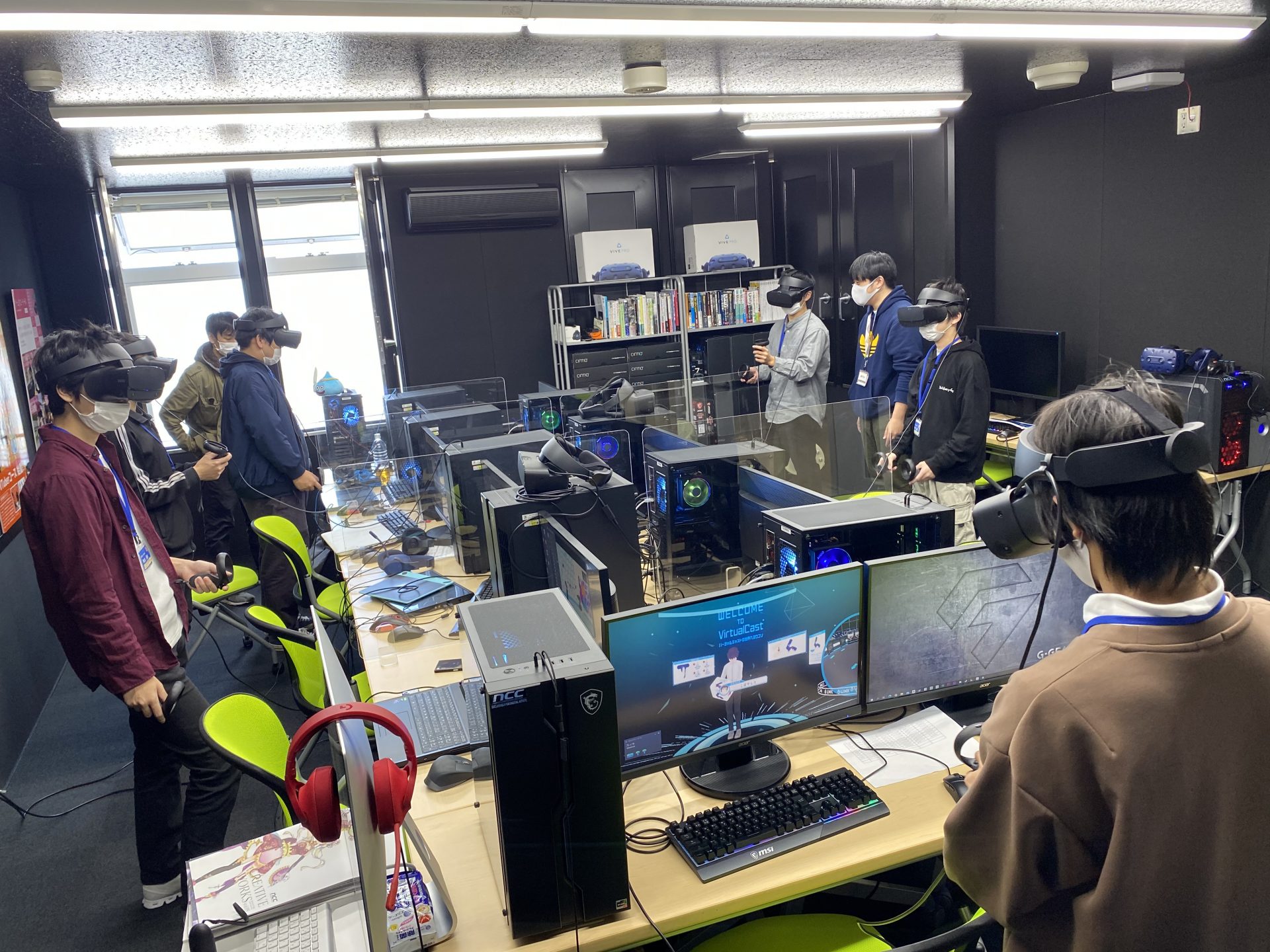 【VR・3DCG】教育提携バーチャルキャスト特別授業を行いました！│NCC 新潟コンピュータ専門学校│未来を創る、最先端を学ぶ